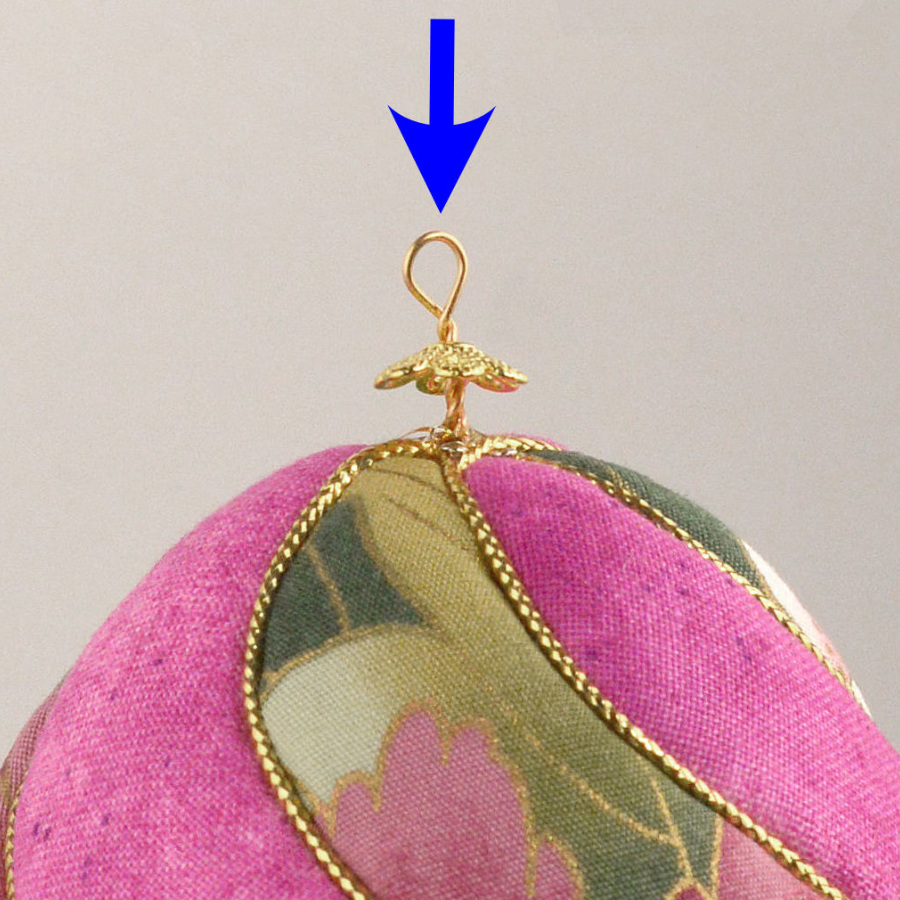 finishing a kimekomi ornament – Susanne’s Ornaments