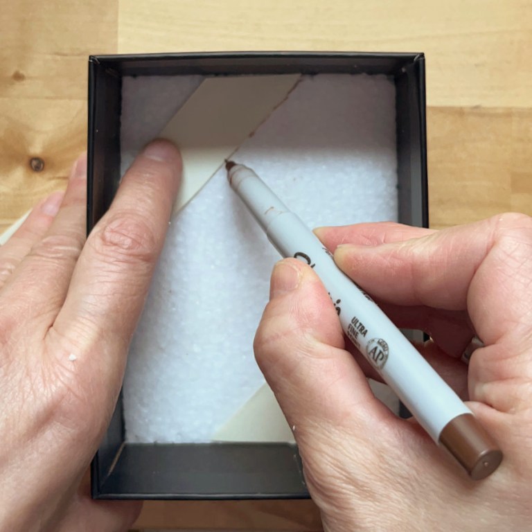 upcycled box – Susanne’s Ornaments
